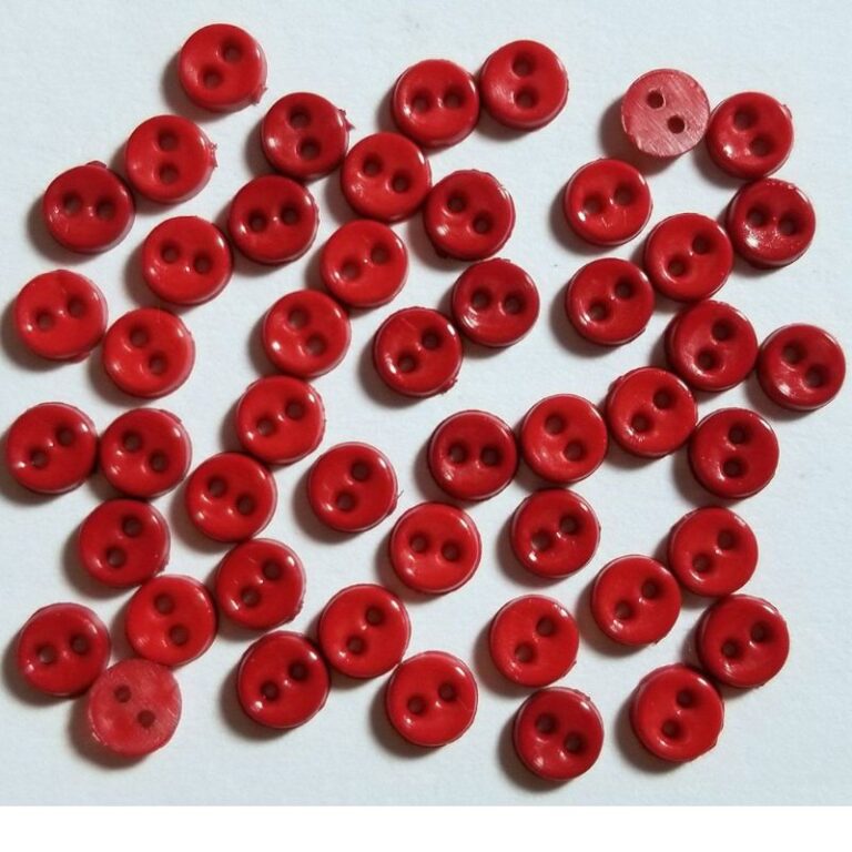 Knapper - Dress it up - Tiny Red Buttons - Hobbygården